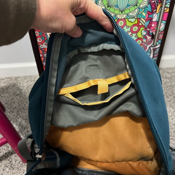 Mountain Hardwear | Bags | Awesome Mountain Hardware Backpack | Poshmark